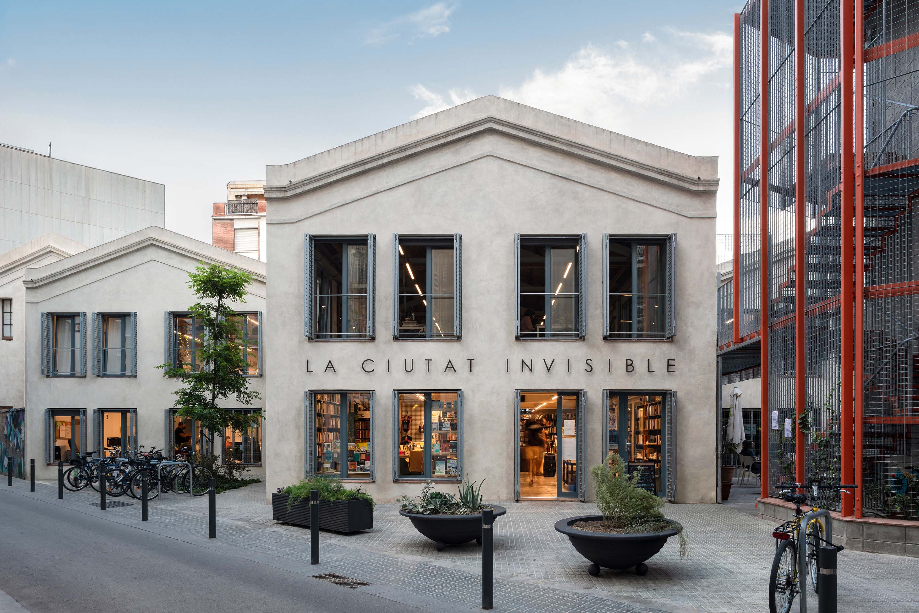 Espacio cooperativo La Comunal | Guía de Arquitectura Contemporánea